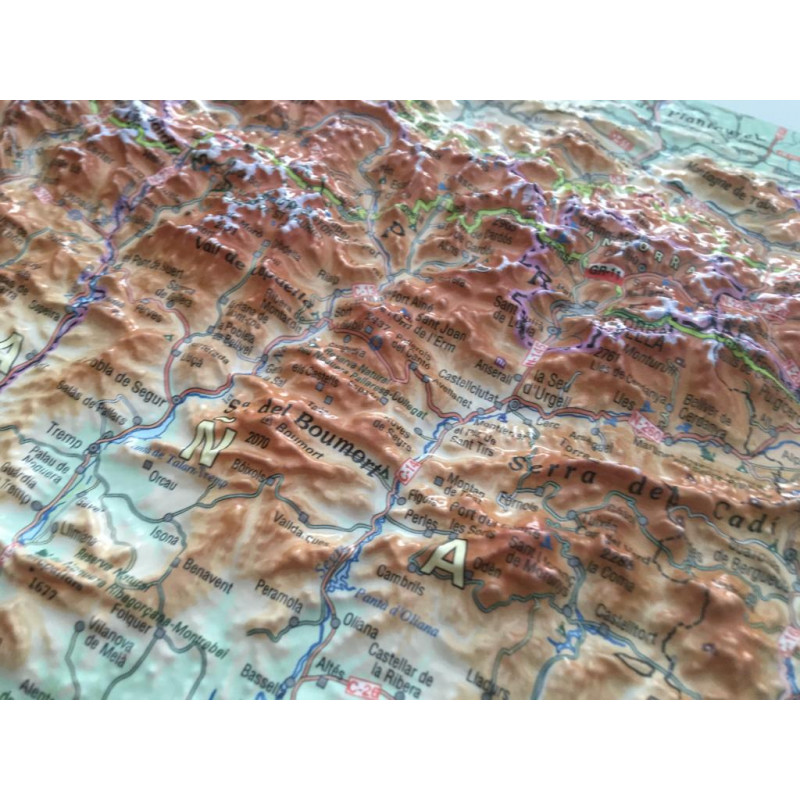 Pirineos Mapa en Relieve (62x22cm)